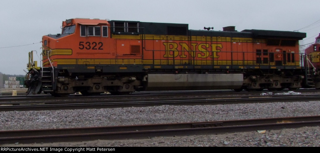 BNSF 5322